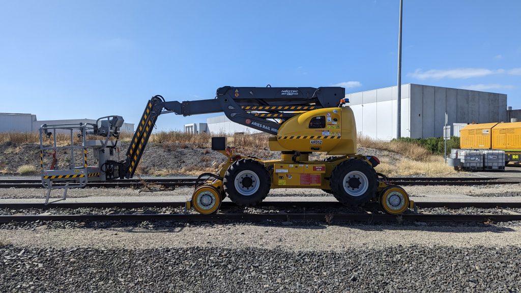 AR052 - Neotec Skyrailer D14MG Green.E | Aries Rail