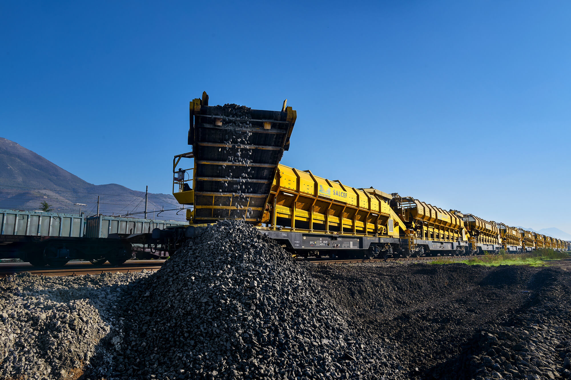 SRT Rail Products | Aries Rail